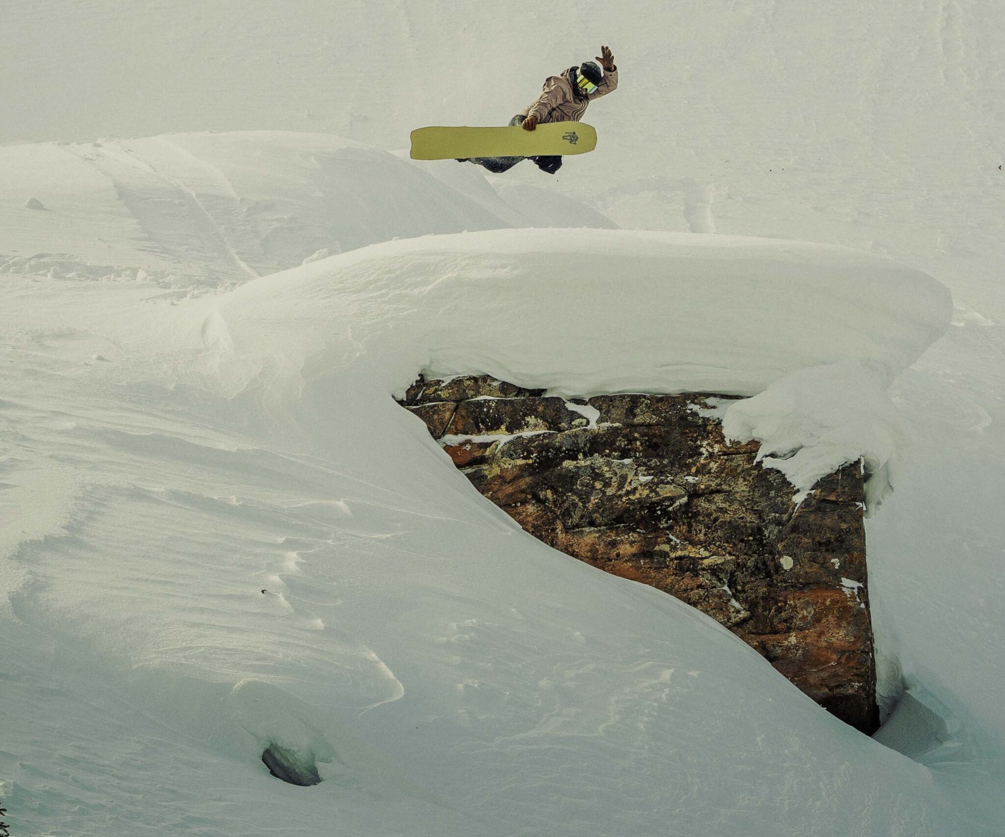 Snowboard Tech Explained: Shapes, Camber Profiles, Sidecut & More ...